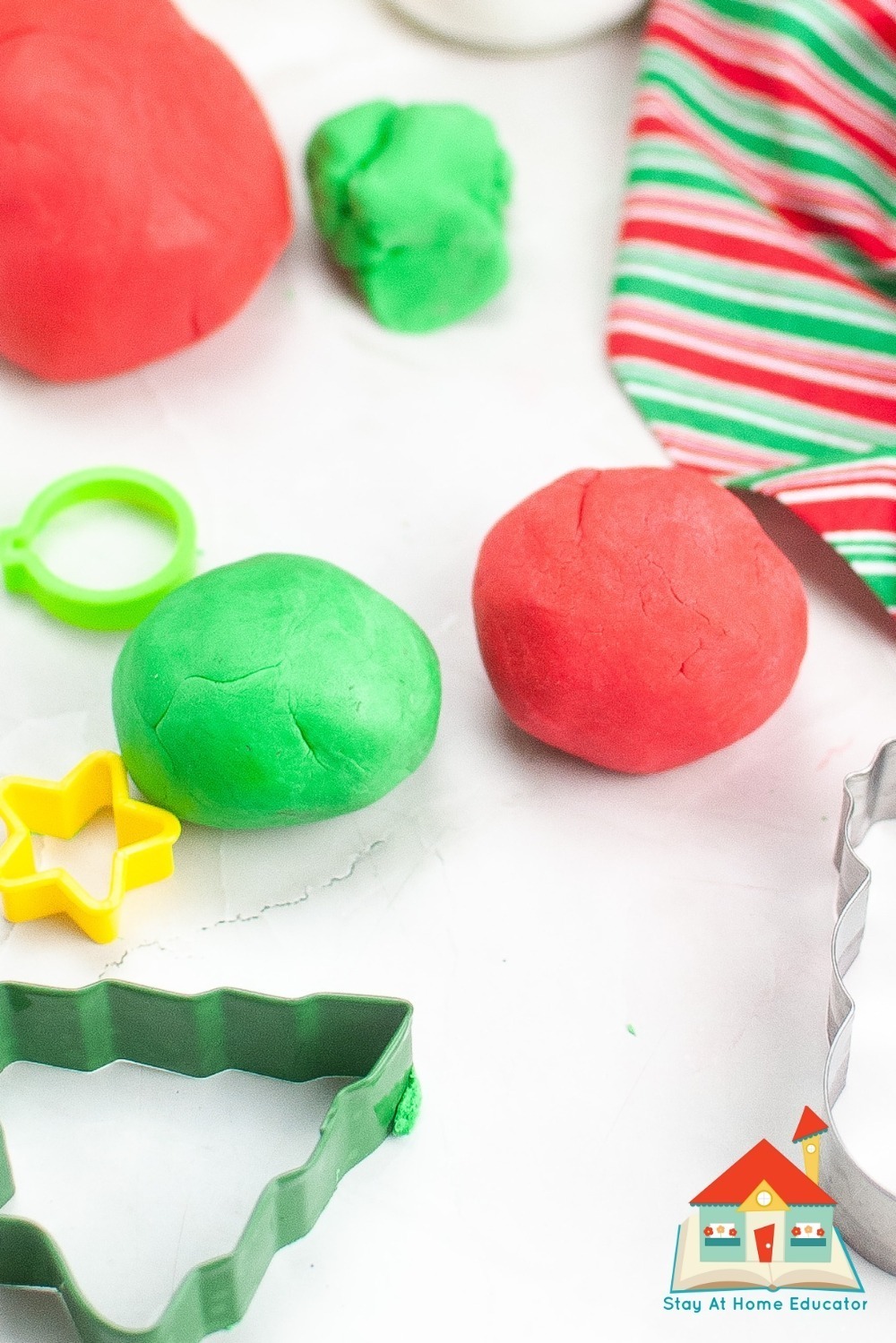 Edible Christmas Playdough Recipe with Frosting