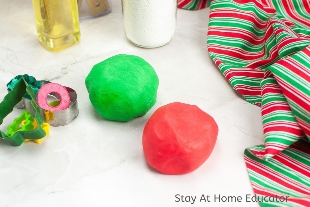 Edible Christmas Playdough Recipe with Frosting